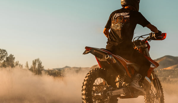 Low Tide Thread Co. - Live Comfortably Uncharted