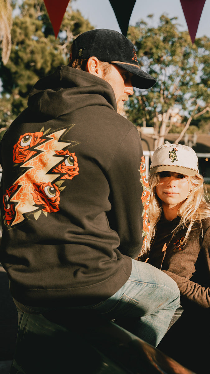 Low Tide Thread Co. - Live Comfortably Uncharted