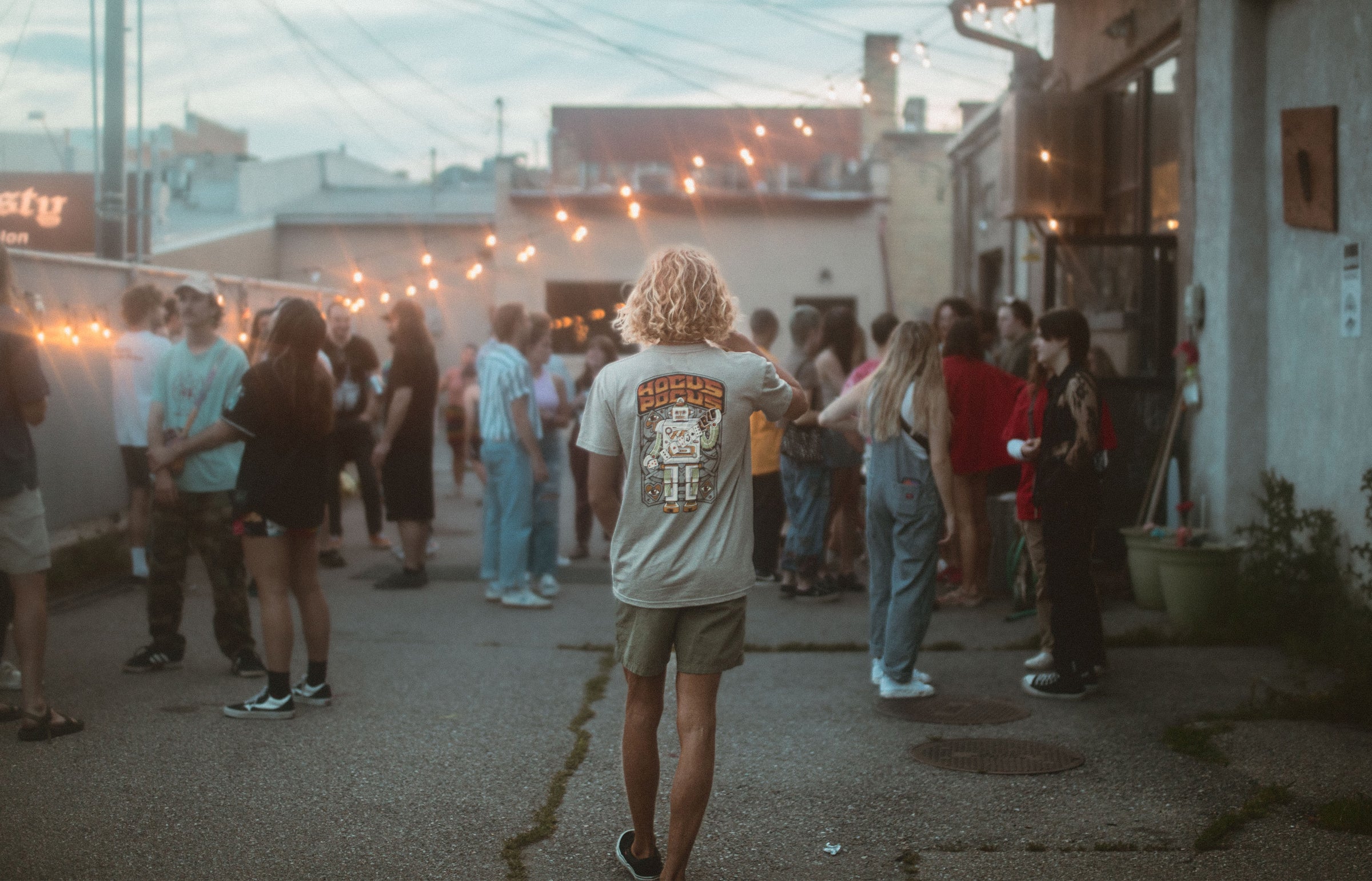 Low Tide Thread Co. - Live Comfortably Uncharted