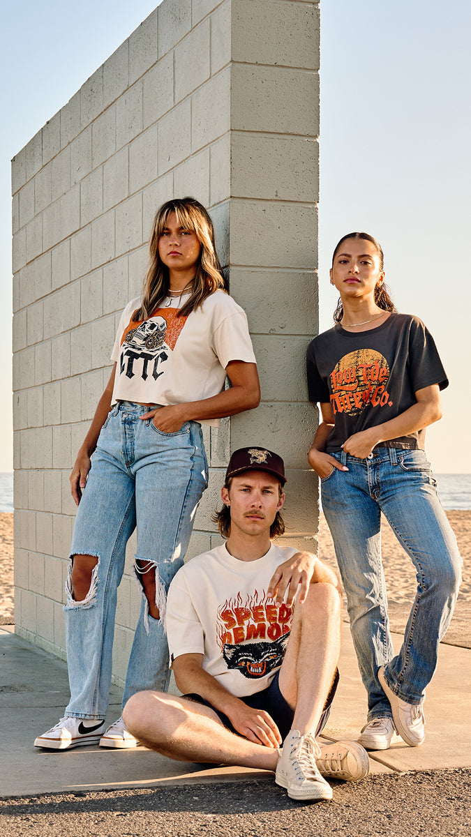 Low Tide Thread Co. - Live Comfortably Uncharted