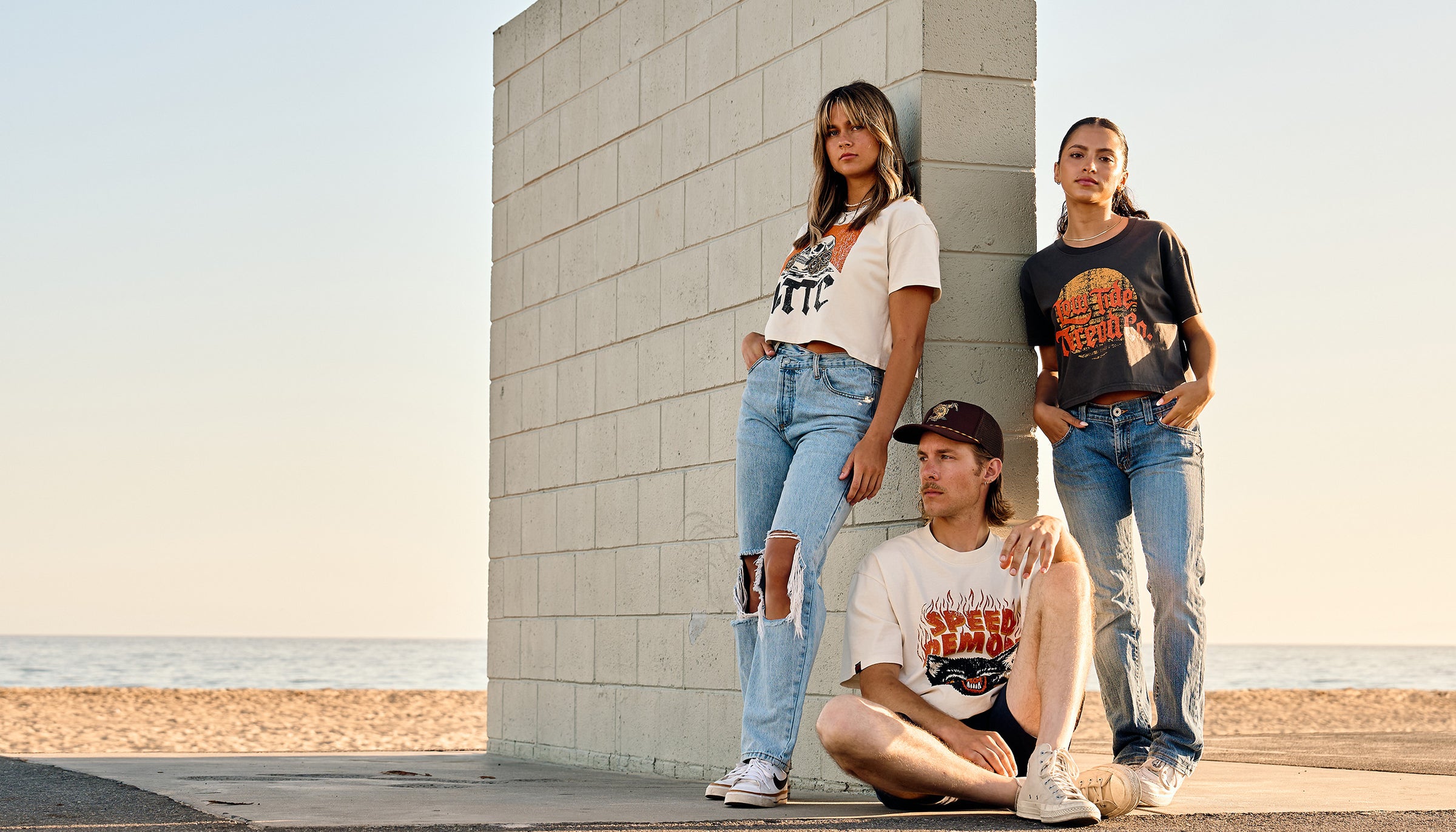 Low Tide Thread Co. - Live Comfortably Uncharted